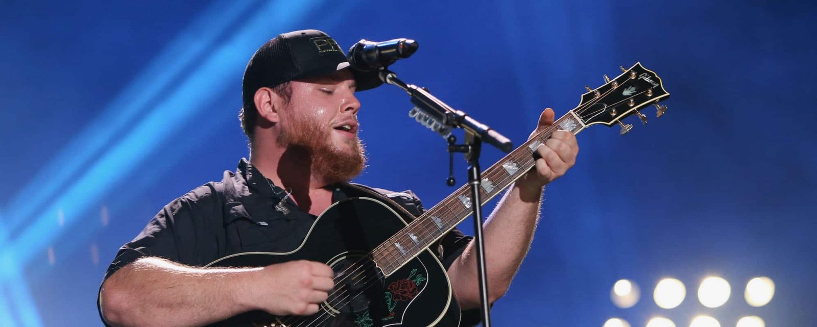 Luke Combs at Chase Center - CrawlSF